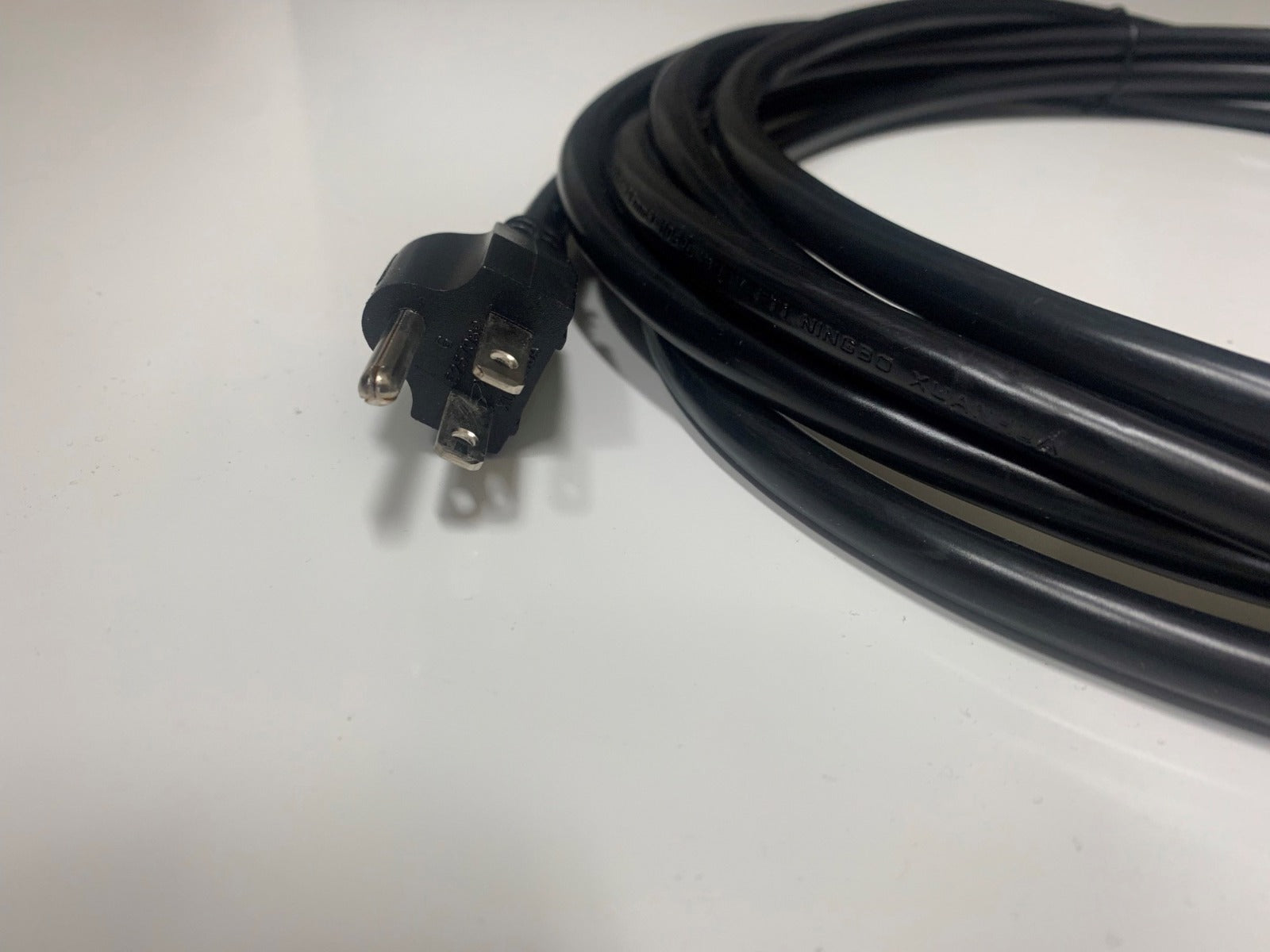 Nema 5-15p plug to Blunt Cut | SJTW Cable | Americord