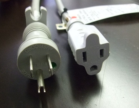 Americord: NEMA 5-15PH to ROJ 5IN 13FT Hospital Power Cord with Cord ...